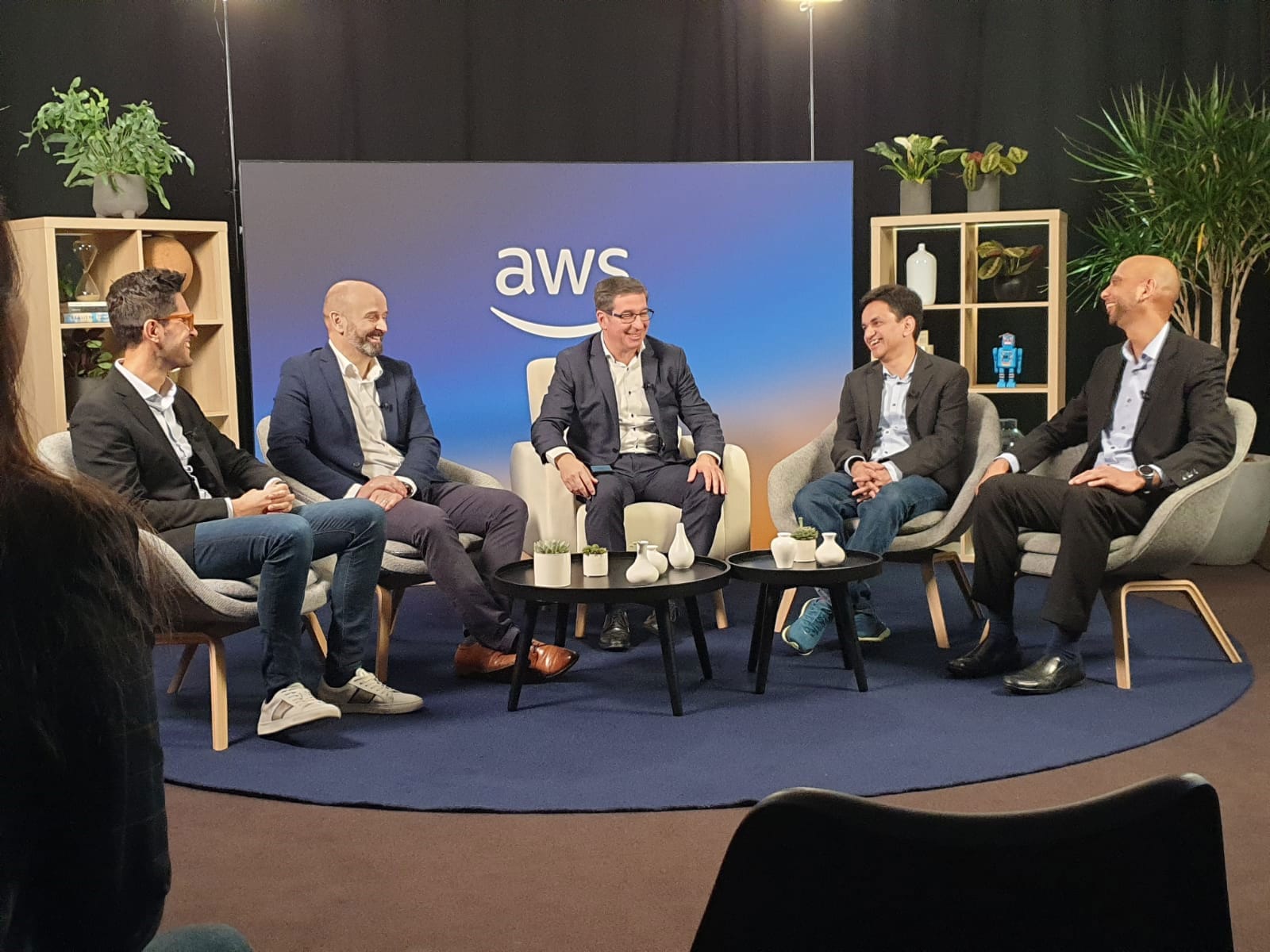 cinfo presents at MWC 2023 the first integration of an artificial ...